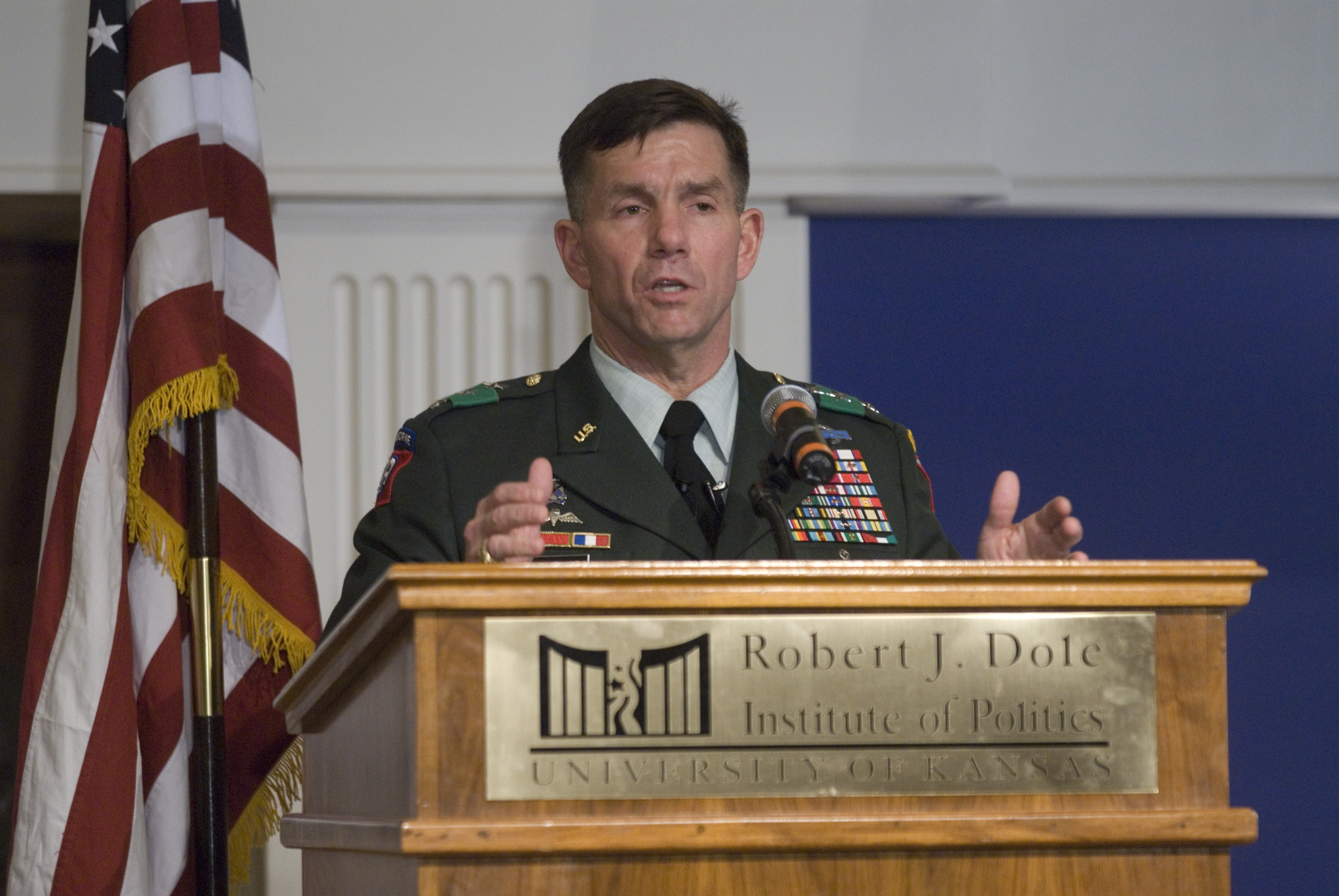 U.S. Army general taking position in Afghanistan highlights leader ...
